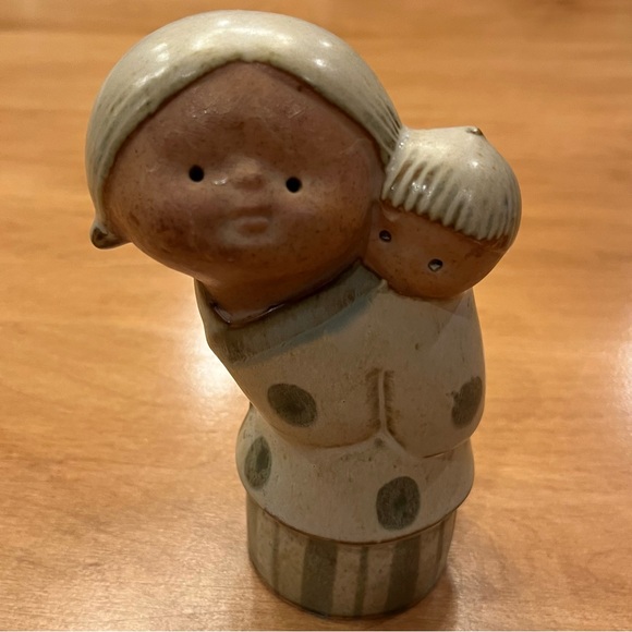 UCTCI | Other | Vintage 6s Motherchild Pottery Pice By Uctci Studio In ...